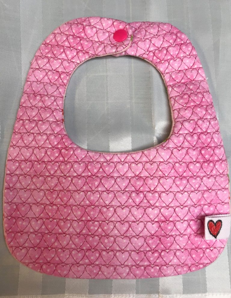 ITH Continuous Heart Bibs. Very easy In The Hoop Bib for 6×10 and 8×10 ...