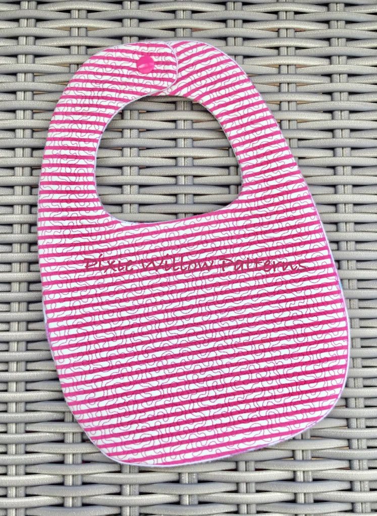 ITH Baby Bib pattern, Stipple quilted baby bib design,For 6×10, 7.9 x ...