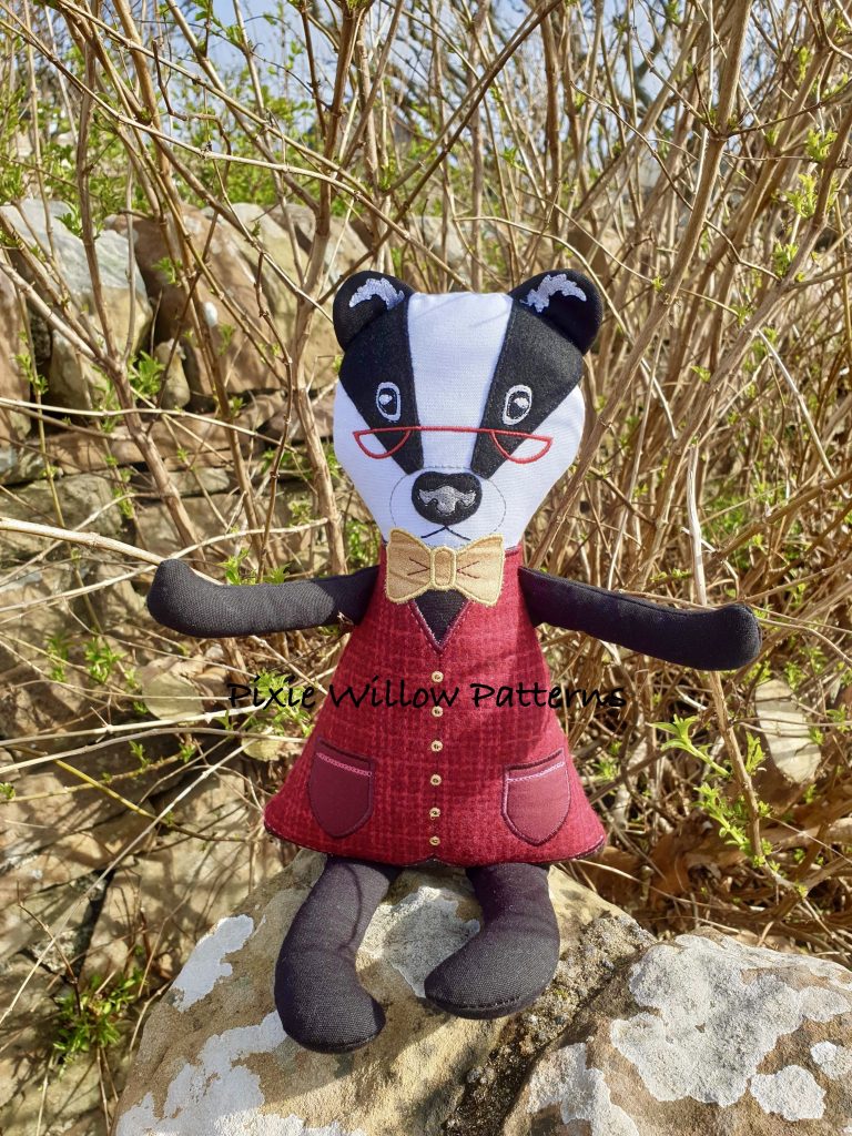 ITH Badger Pattern. In the hoop badger Machine Embroidery Design for 5× ...