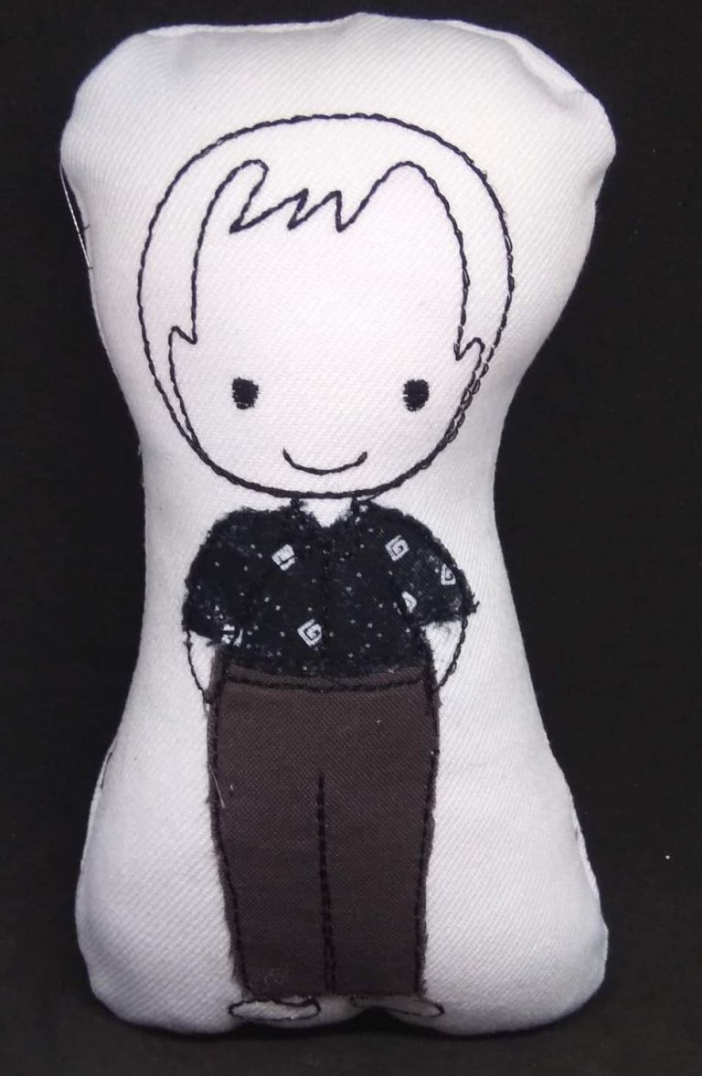 “My Family” Boy (5) stuffie. 3 sizes. Easy ITH appliqué project – Pixie ...