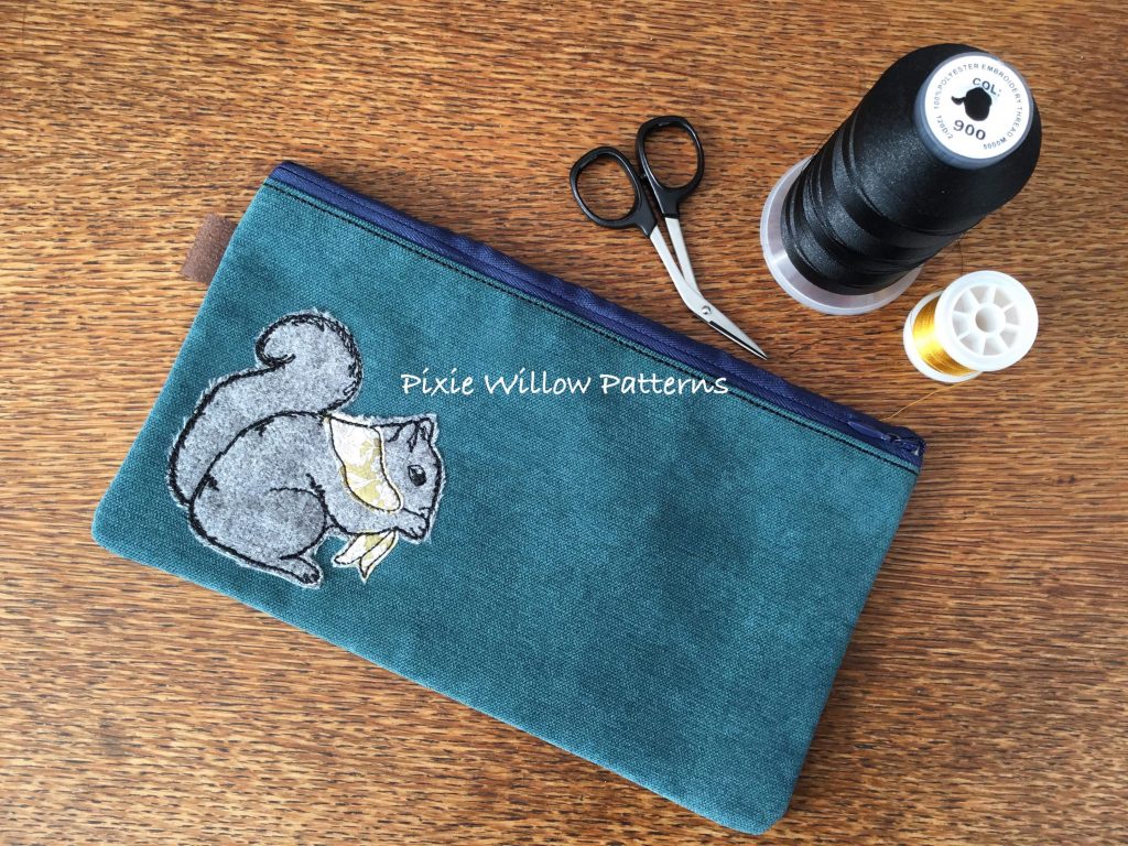 ITH Squirrel Zipper Bag. Fully lined, Top Closure Zipper Bag in 4 sizes ...