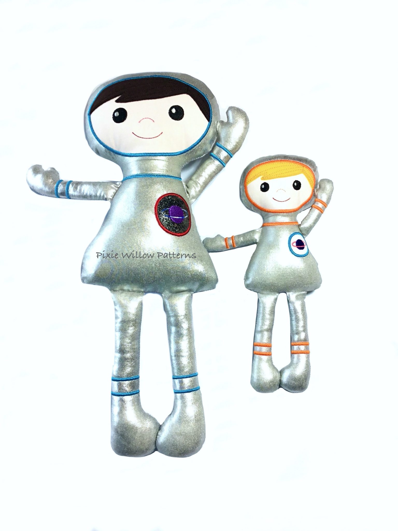 ITH Spaceman Doll. In the hoop astronaut doll pattern for 5×7, 6×10, 7× ...