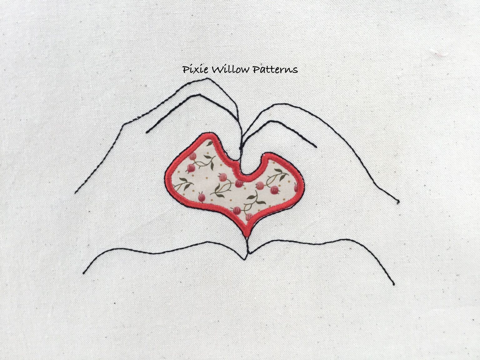 Heart Hands appliqué pattern. Machine embroidery pattern of 2 hands ...