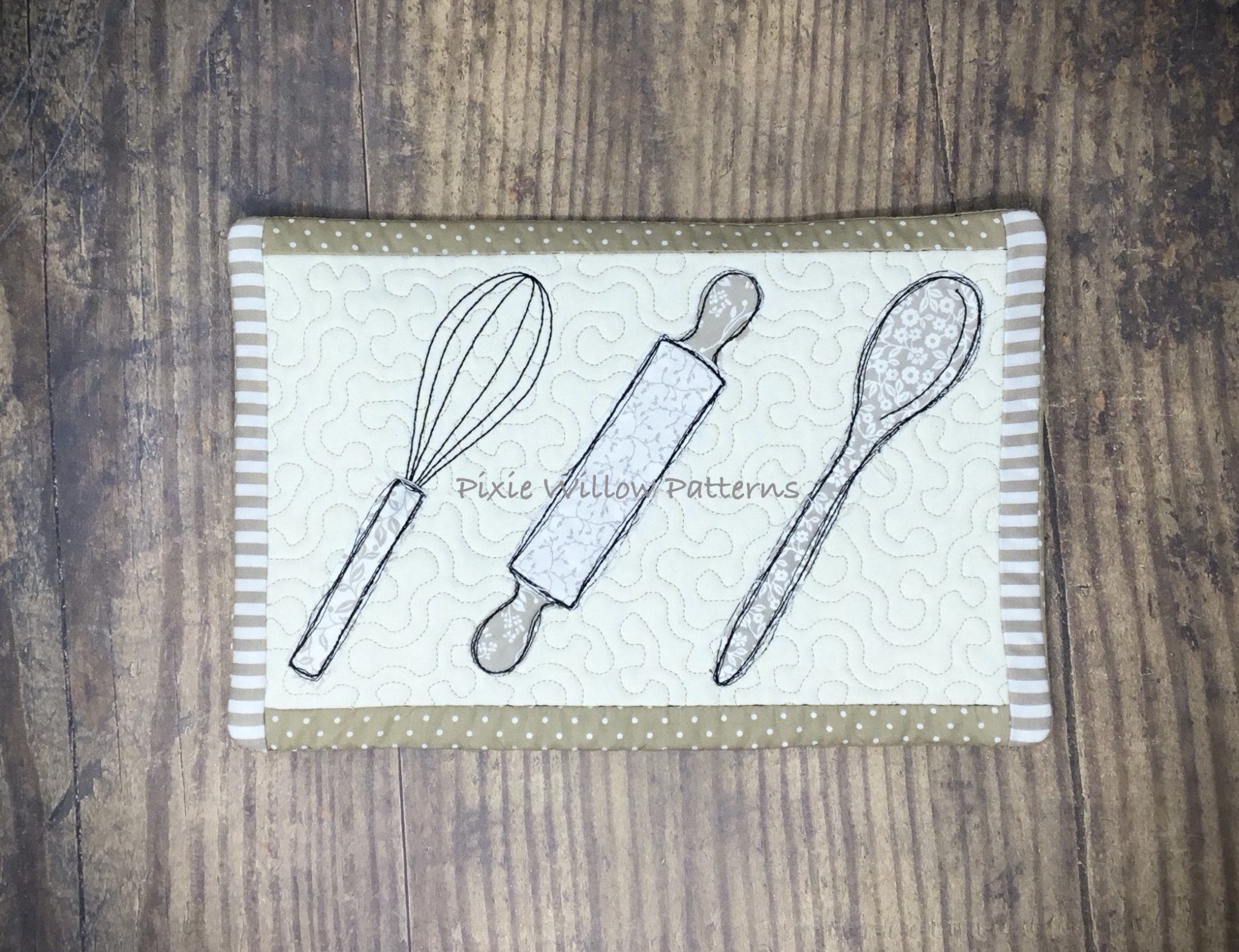 ITH Kitchen Utensil Placemat. Designed to look like Free motion ...
