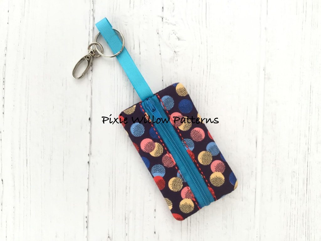 ITH Purse with card holder for 5×7 hoops. In the hoop zipper purse with ...