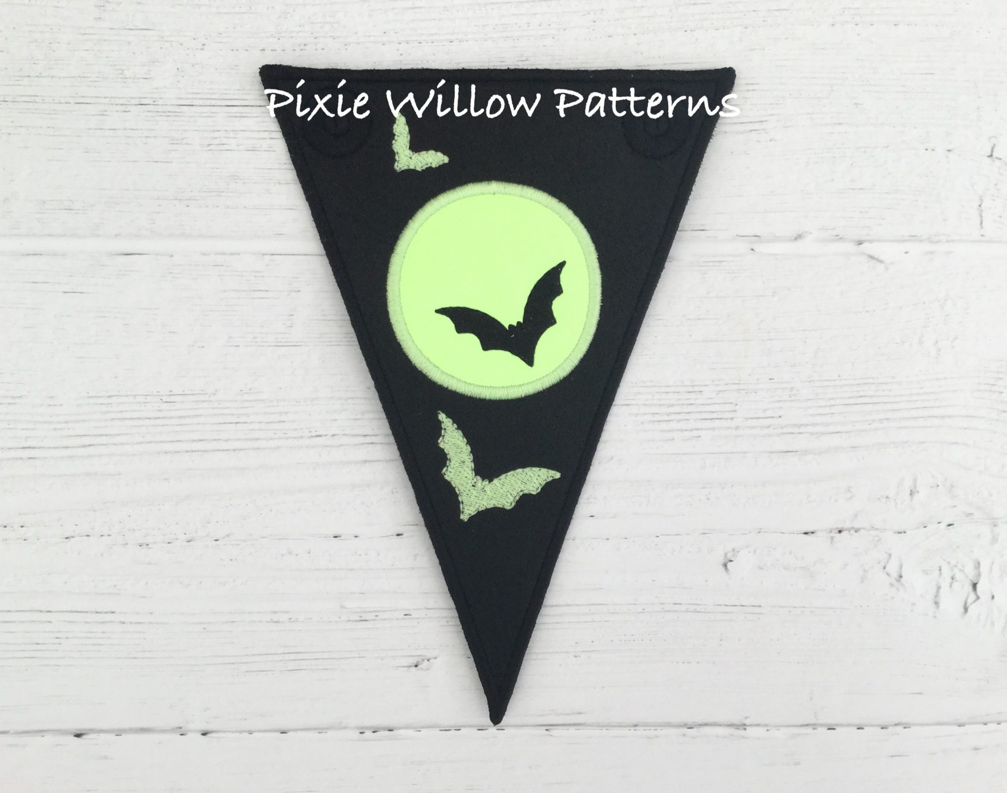 ITH Halloween Bunting. Set of 3 Halloween flags design for hanging ...