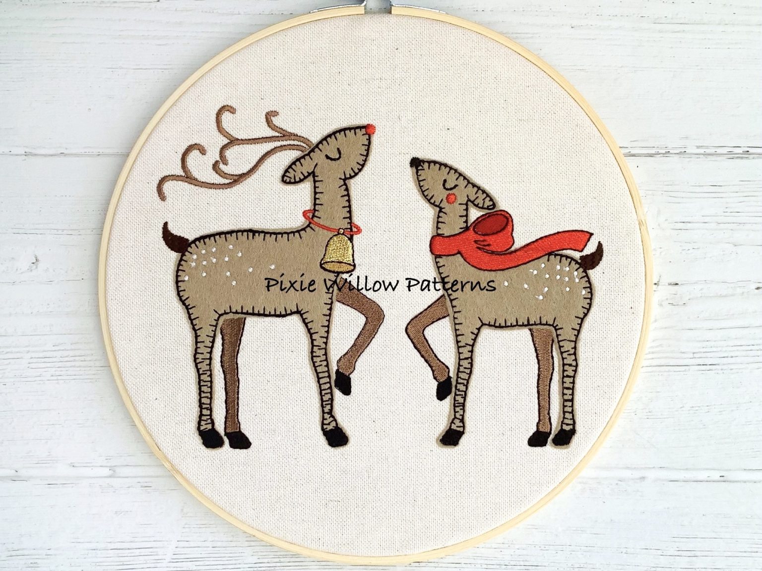 Reindeer couple applique design. Machine embroidery pattern for 6×10 ...