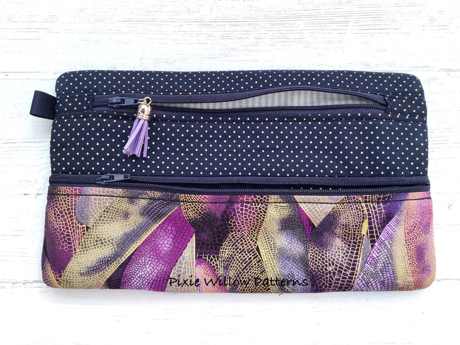 In the hoop Double Front Pocket Zipper Bag design. ITH bag for 5×7, 6× ...