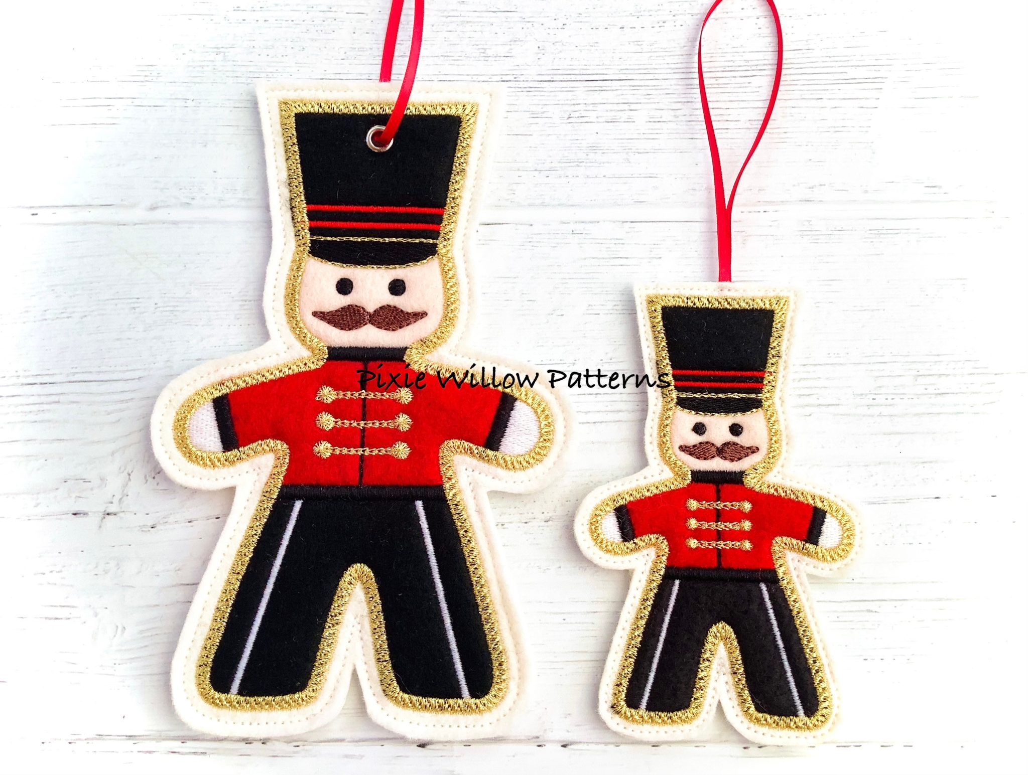 ITH Drummer applique pattern. In the hoop Christmas Drummer / Soldier Hanging Decoration machine ...