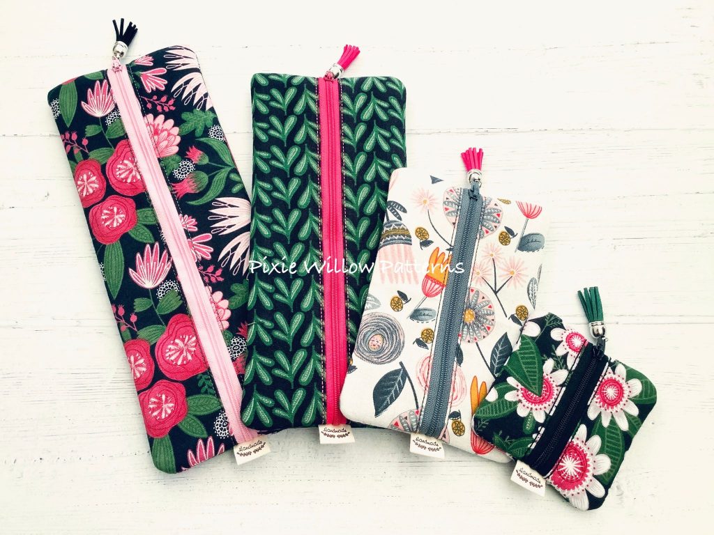 In The Hoop Lined Centre Zip Zipper Bag pattern. ITH Embroidery machine ...