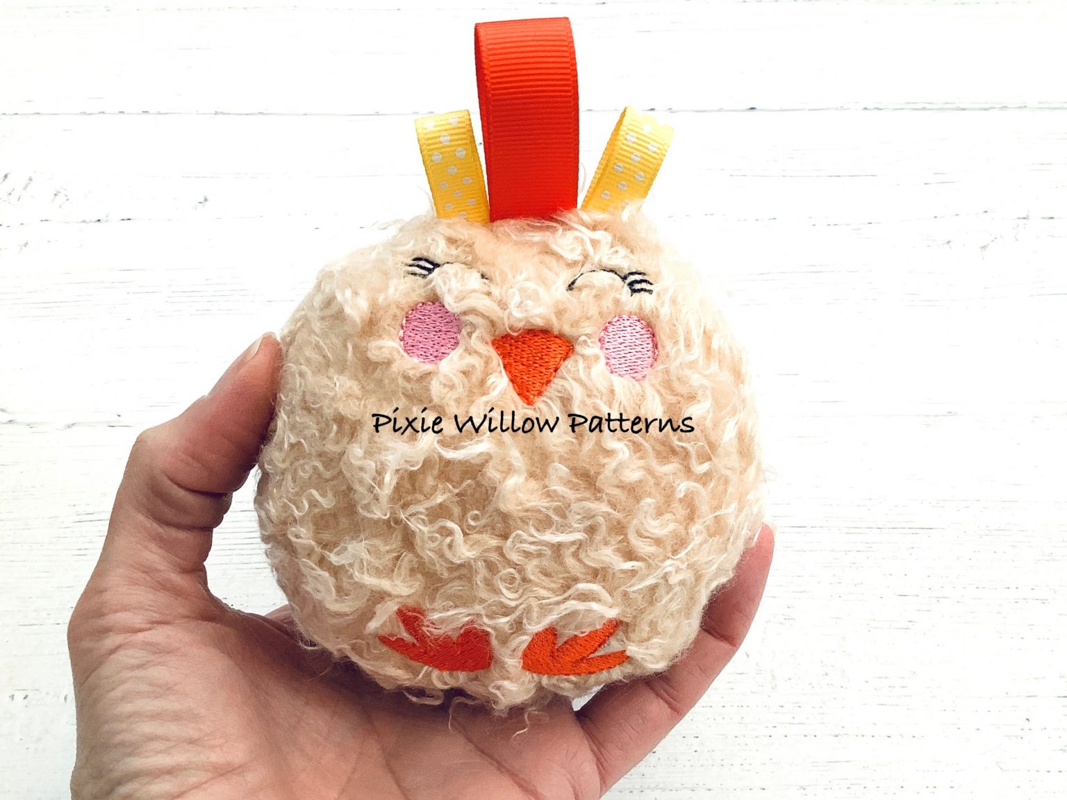 In the hoop Chick Squishy design. Embroidery machine pattern of an ITH Easter chick squishy ...