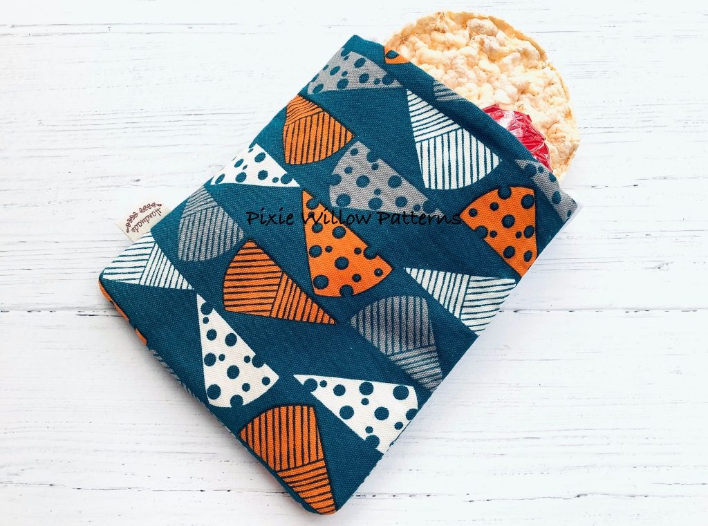 In the hoop Reusable Snack Bag pattern. Embroidery machine design of a ...