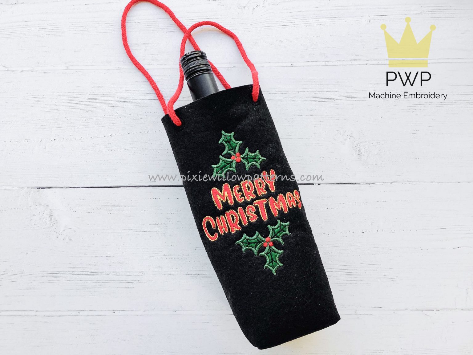 In The Hoop Christmas Wine Bottle holder pattern for 8×11 hoops ...